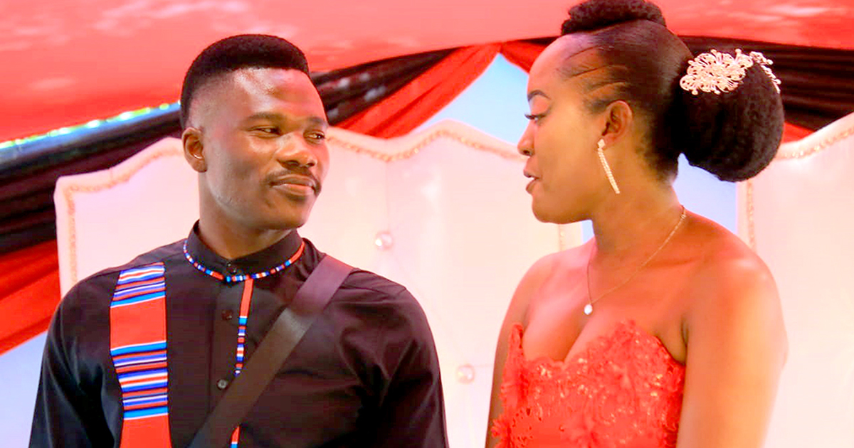 Rhumba star Alingo ties the knot